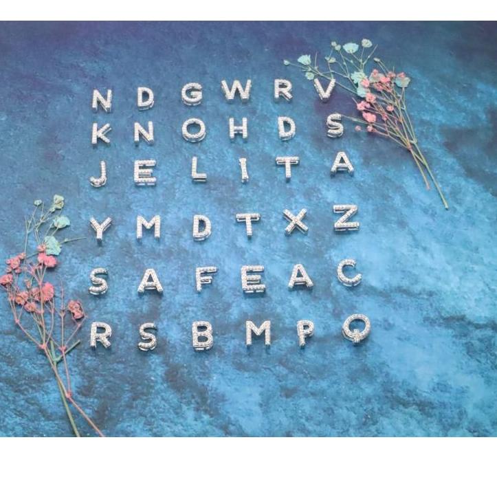 Jual Top Produk.. Liontin Batu Huruf Alphabet Inisial Nama kadar 755 ...