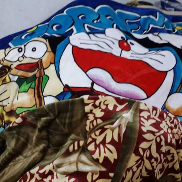 Jual Selimut 2 Lapis merk KYOTO gambar Doraemon | Shopee Indonesia