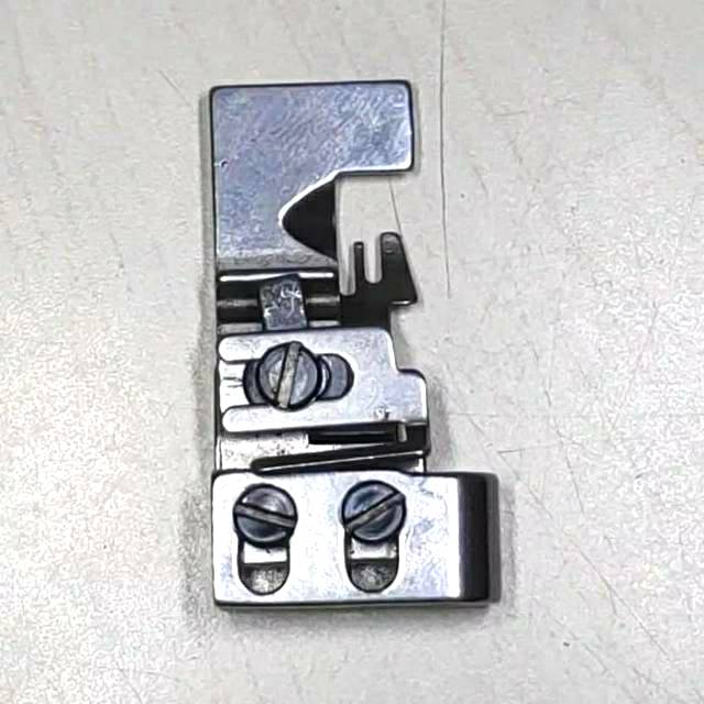 Jual Sepatu Pembuat Bahan Kerut / Sepatu Rempel Mesin Jahit Obras 737 / 747 | Shopee Indonesia