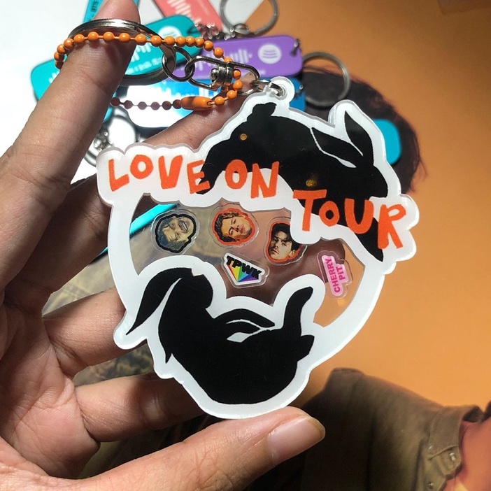 Jual Harry Styles Shaker Keychain | Shopee Indonesia