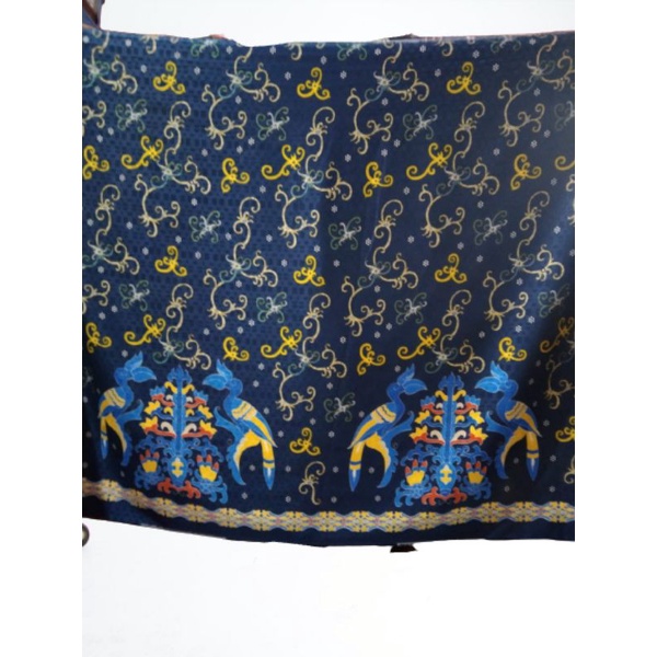 Jual kain sutra batik khas kal-teng,harga per setengah meter | Shopee ...