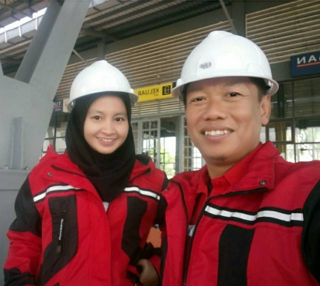 Jual MUST HAVE Hoodie Jaket Parasut Outdoor Merah Windbreaker ...