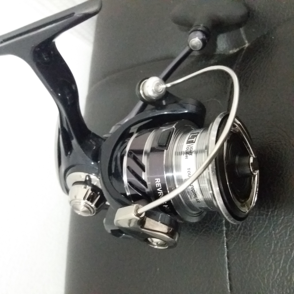 Jual Reel Daiwa Revros HG LT 2500 XH (second) | Shopee Indonesia