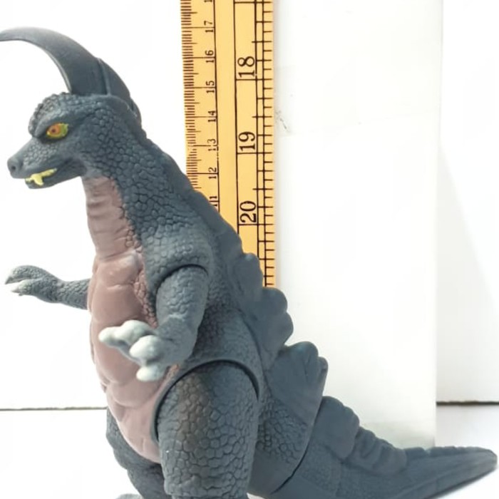 Jual Bandai Ultraman kaiju monster series 80 arstron earthron figure ...