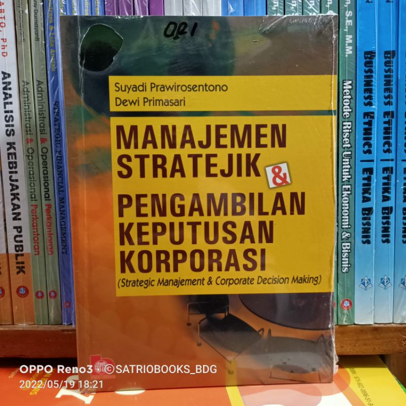 Jual MANAJEMEN STRATEJIK DAN PENGAMBILAN KEPUTUSAN KORPORASI. SUYADI PRAWIROSENTORO. ORIGINAL ...