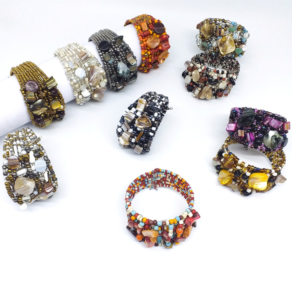 Jual Gelang Kawat Manik Monte Etnik Handmade Khas Bali (Mix Batu ...