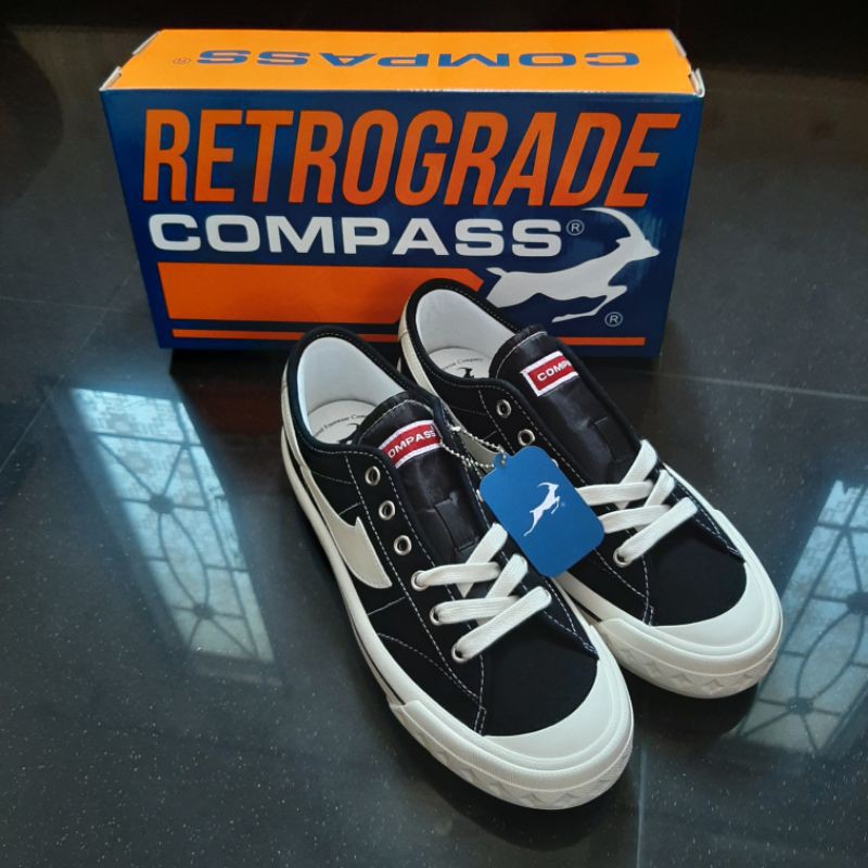 Jual Sepatu Compass Retrograde Low Black White | Shopee Indonesia