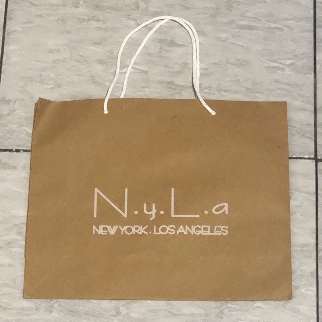 Jual paperbag nyla original | Shopee Indonesia