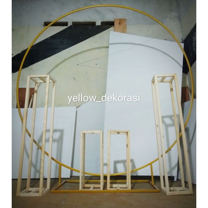 Jual Backdrop Besi Lingkar Gold, 1set + S.flower 100cm & 50cm Jati ...