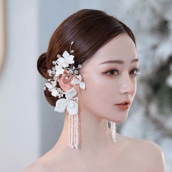 Jual Headpiece Hairpiece Hiasan Pengantin Telinga Bunga Rumbai Kristal ...