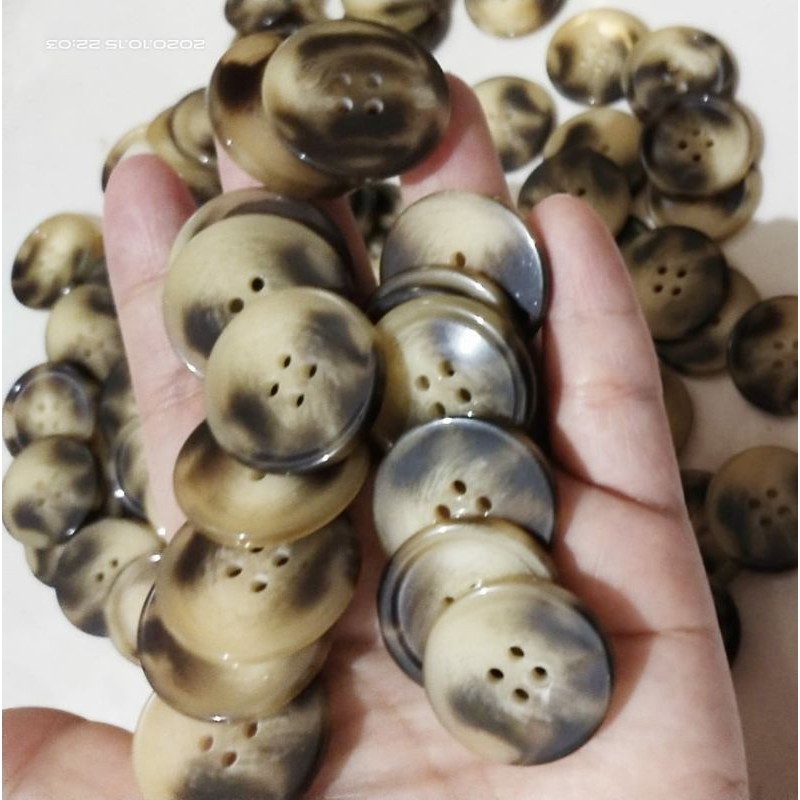 Jual perbiji kancing corak macan - kancing baju 25 mm,23mm,18mm,15mm ...
