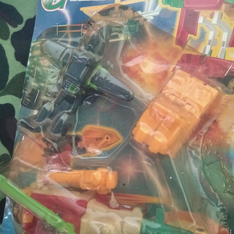 Jual Transformer Jadul Mainan Vintage Robot Jadul Robot Pesawat Heli ...