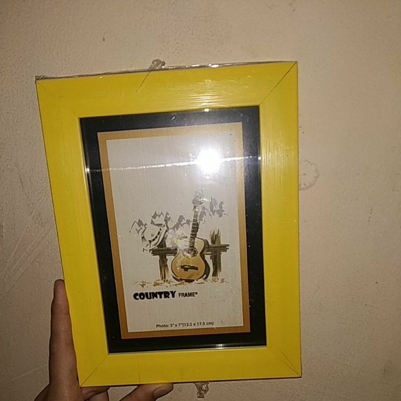 Jual frame bingkai pigura foto 12.5x17.5 photo 5x7 warna kuning ...