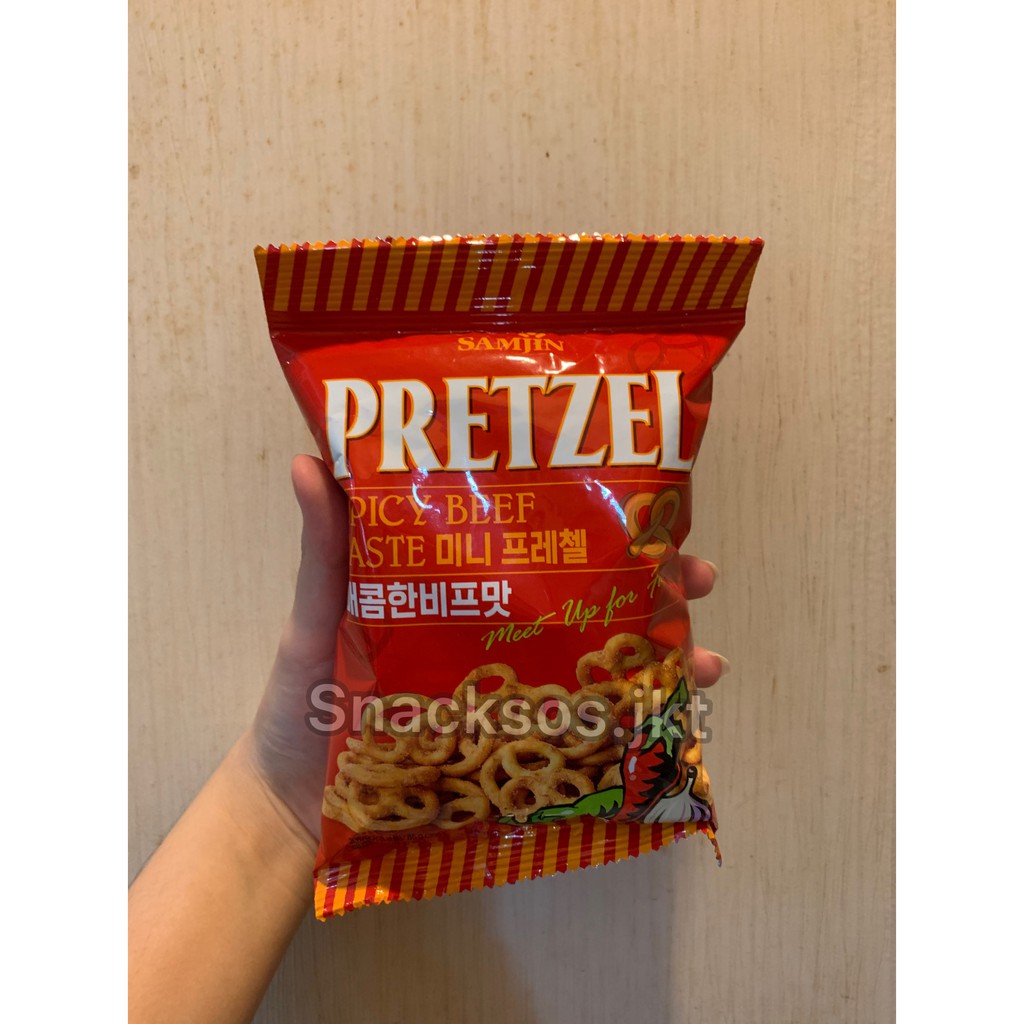 Jual SAMJIN PRETZEL CHEDDAR CHEESE TASTE / SPICY BEEF / STIR-FRIED ...