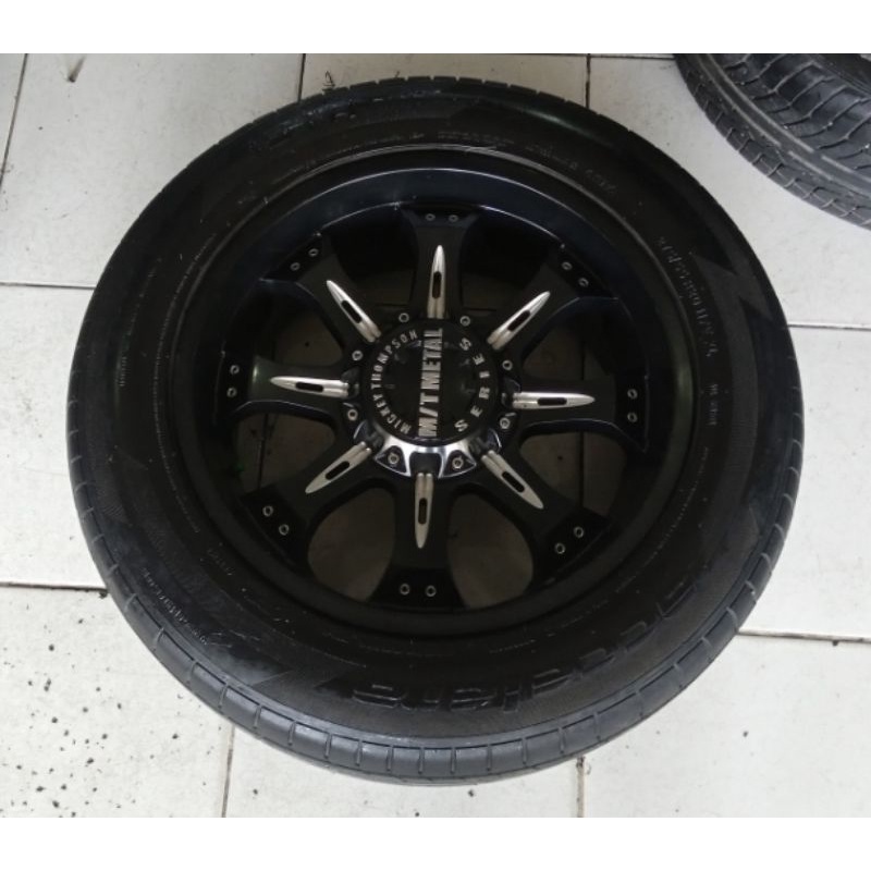 Jual Velg Variasi Velg Mobil Bekas M/T Metal Ring 20 H6x139,7 + Ban 275 ...