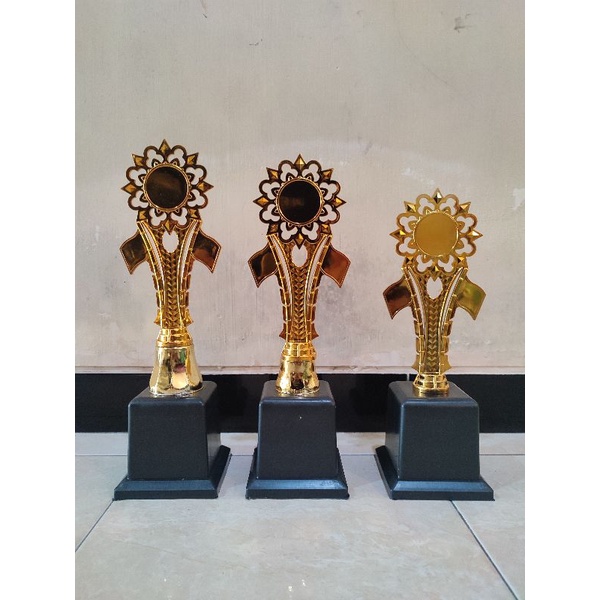 Jual Piala Set Mini Murah | Shopee Indonesia