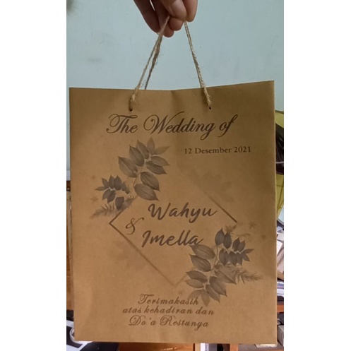 Jual 20x10x23cm | PAPERBAG/PAPER KRAFT/BISA CUSTOM DESAIN/NAMA DIPROSES ...