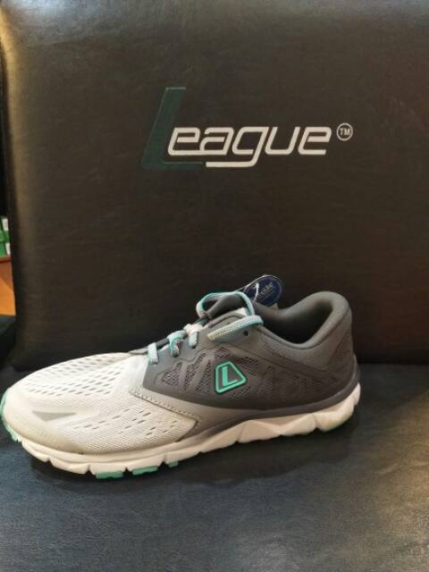 Jual Sepatu League Volans Evo running shoes pria original asli promo ...