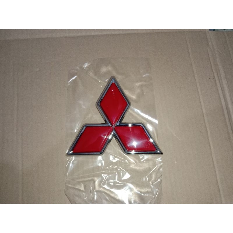 Jual Emblem logo depan Mitsubishi L300 merah original | Shopee Indonesia