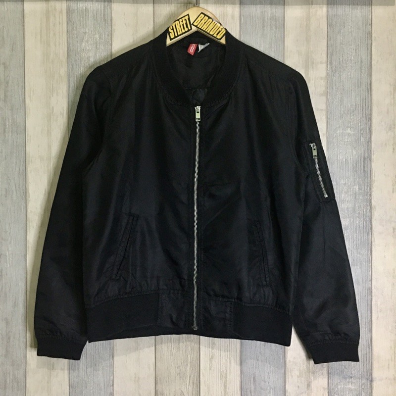 Jual h&m Boomber Jacket | Shopee Indonesia