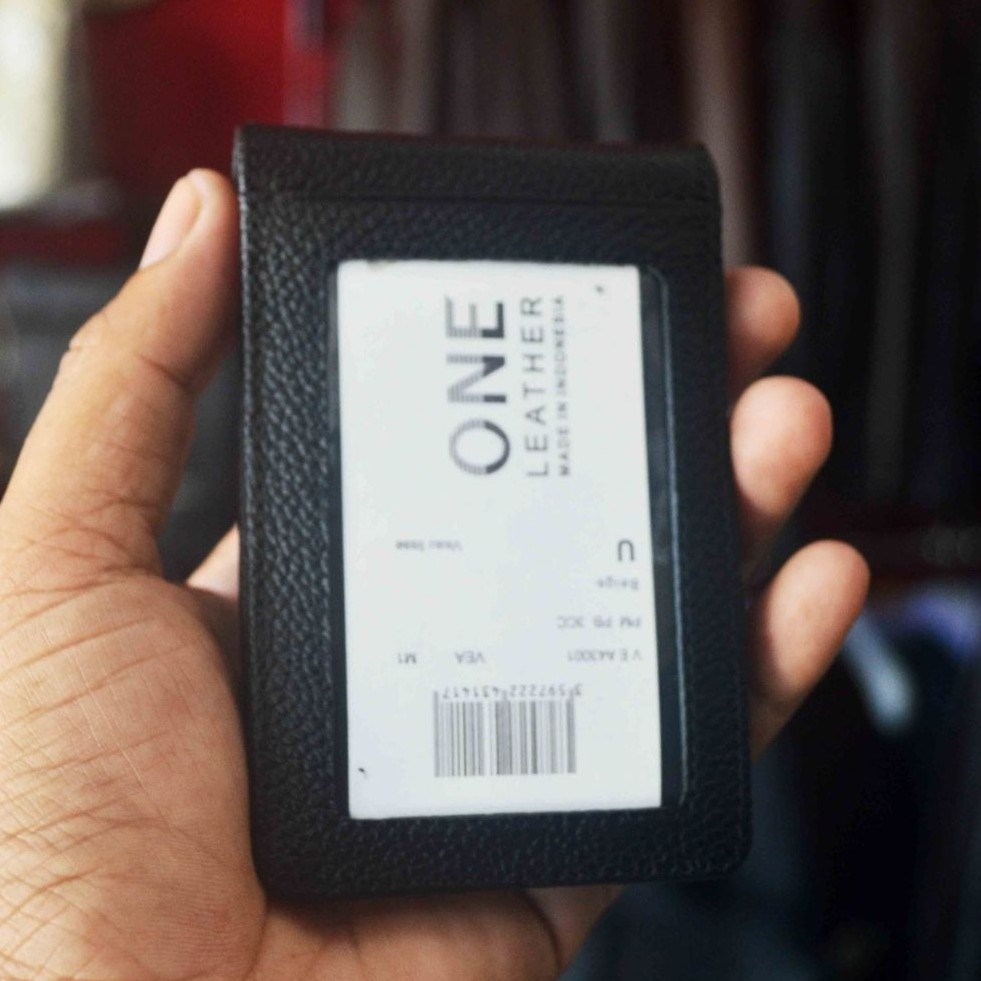 Jual NAME TAG/CARD HOLDER SAKU PRIA/ PAPAN NAMA KULIT ASLI ORIGINAL ...