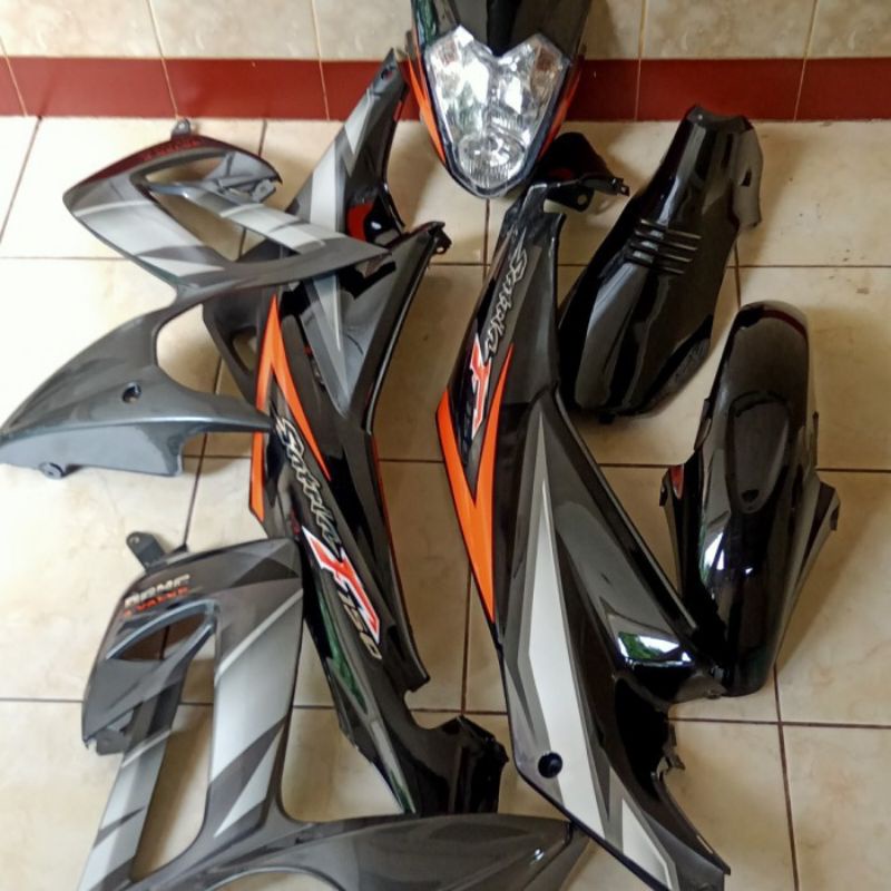 Jual full body alus motor suzuki satria fu thailand warna hitam biru ...