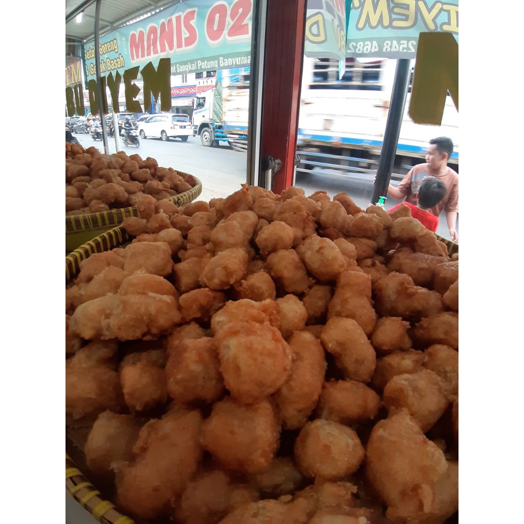 Jual GETUK GORENG / GETUK ASLI SOKARAJA / GETUK MANIS IBU DIYEM(500 ...
