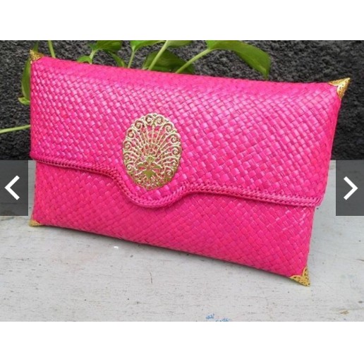 Jual Dompet Etnik / DOmpet Kondangan Pandan / Cluth Pesta anyam ...