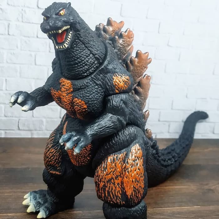 Jual Mainan Godzilla Burning Monster Ultraman Series Figure Premium ...