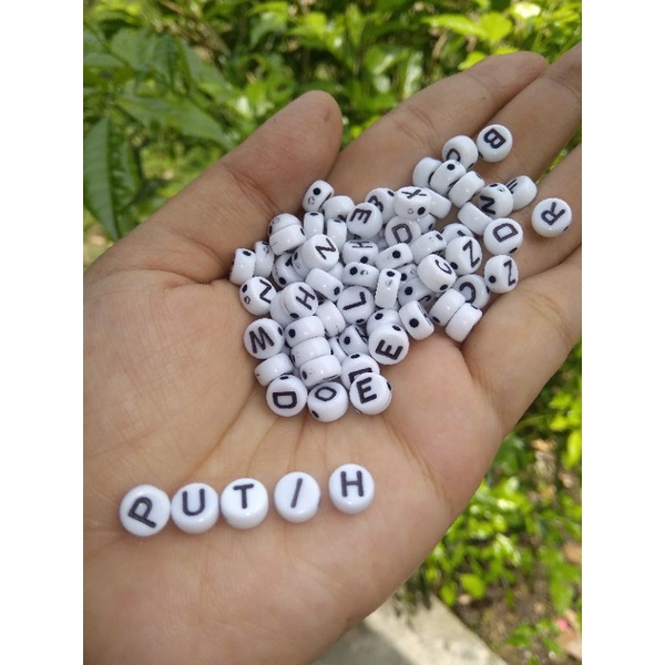 Jual (100pcs) Manik Mote Huruf Abjad Bulat Putih | Shopee Indonesia