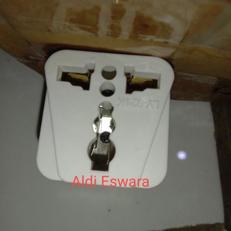 Jual Steker Multi Colokan listrik 3 Terminal Kuningan SNI | Shopee ...