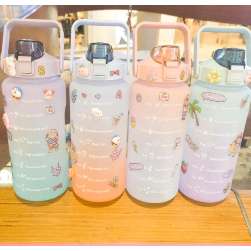 Jual yang lagi viral botol minuman berukuran2 liter mil | Shopee Indonesia