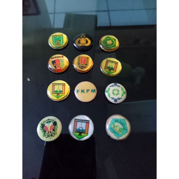 Jual logo id card / stiker Id card / ID CARD YOYO / ID CARD logo ...