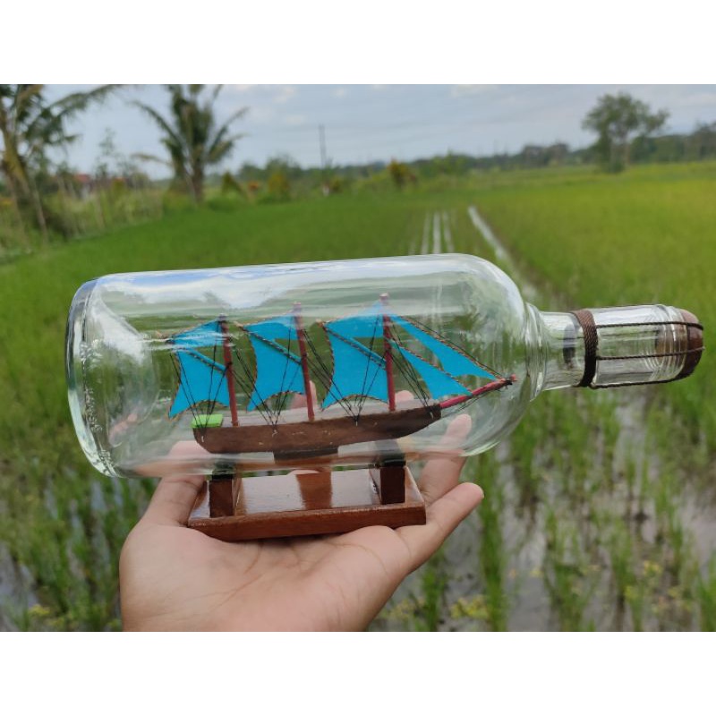 Jual MINIATUR KAPAL BOTOL PINISI UK BESAR - PAJANGAN | Shopee Indonesia