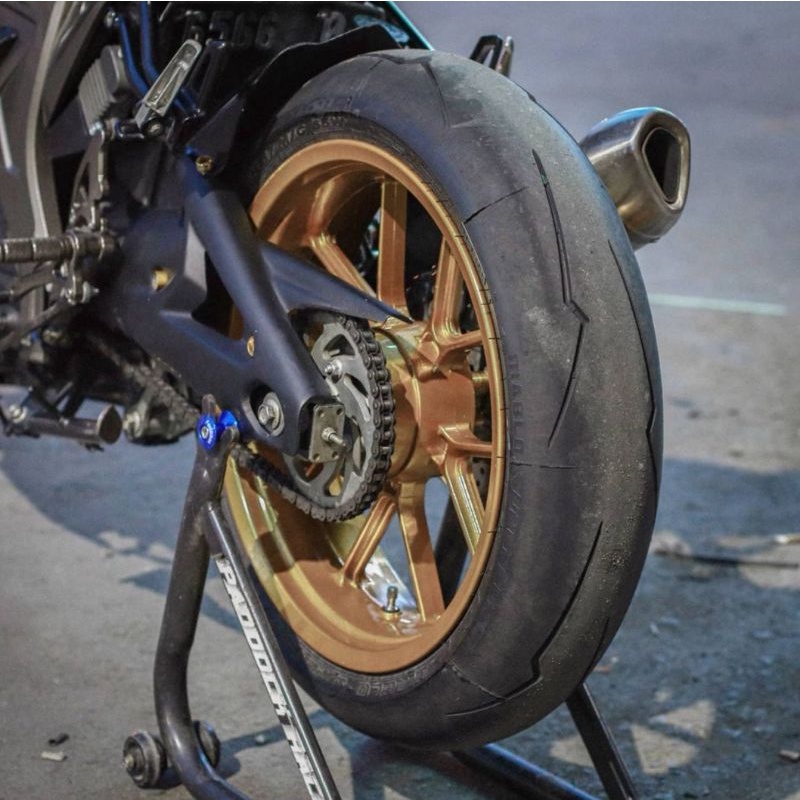 Jual Ban Pirelli Diablo SuperCorsa 140/70-17 GSX150 CBR150 R25 CBR250RR ...