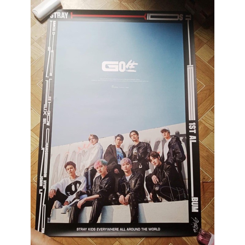 Jual POSTER STRAY KIDS GO LIVE OFFICIAL | Shopee Indonesia