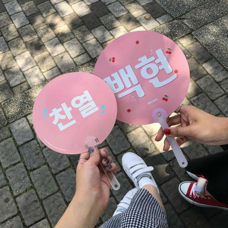 Jual HANDFAN KPOP CUSTOM PREMIUM BISA REQUEST FOTO TERMURAH | Shopee ...