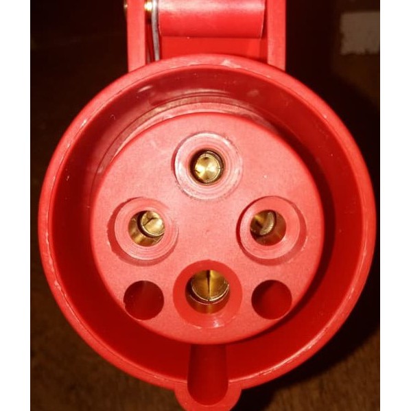 Jual Fort CEE-224 Industrial Mobile Socket 4 X 32A | Shopee Indonesia