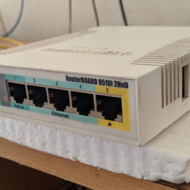 Jual Mikrotik RB 951ui 2HnD - RB951ui 2HnD RouterBoard | Shopee Indonesia