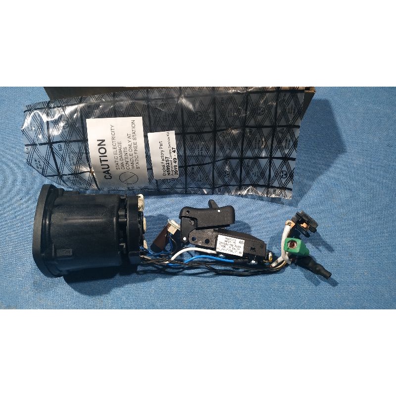 Jual Dewalt Sparepart Original Motor & Switch SA Gerinda Cordless ...