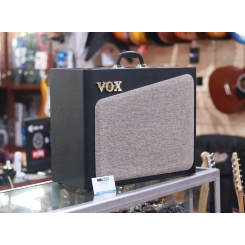 Jual Vox AV30 - 1x10 30 watt Inch Analog Valve Guitar Amplifier ...