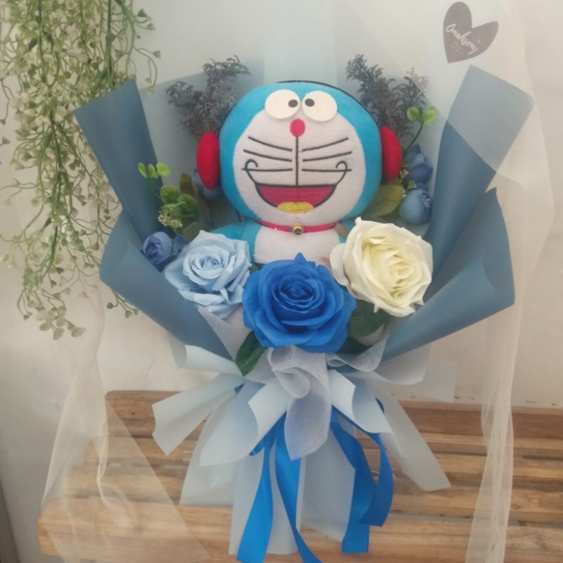 Jual buket boneka doraemon, buket wisuda, kado ulang tahun, wisuda ...