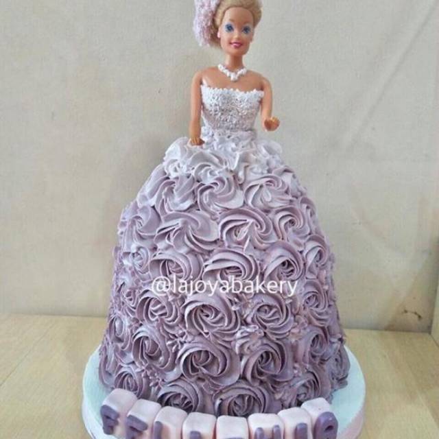 Jual Barbie / tart karakter / kue ulang tahun / birthday cake | Shopee ...