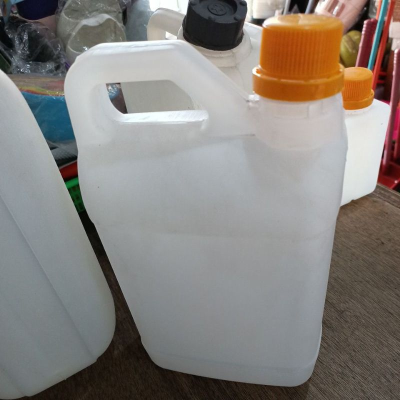 Jual Jerigen isi ulang/ jerigen minyak sayur/ jerigen cuko/ jerigen ...