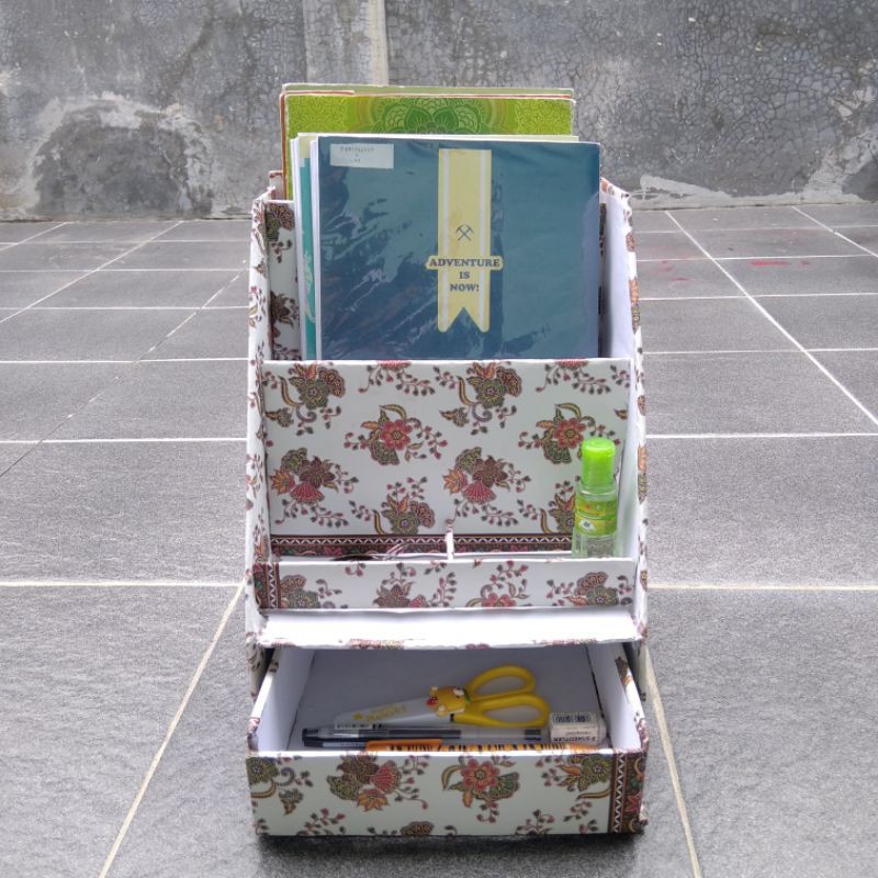 Jual RAK BUKU CANTIK FAHMINA | Shopee Indonesia