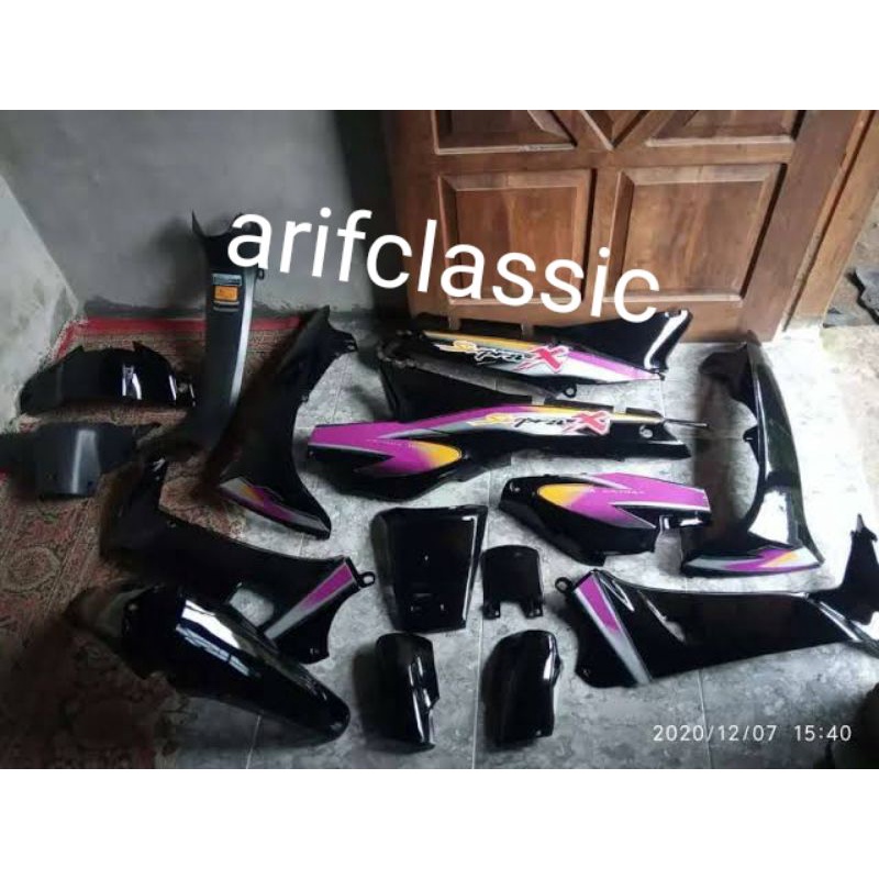 Jual cover Body SUPRA X LAMA 100 FULL SET HALUS KASAR plus striping ...