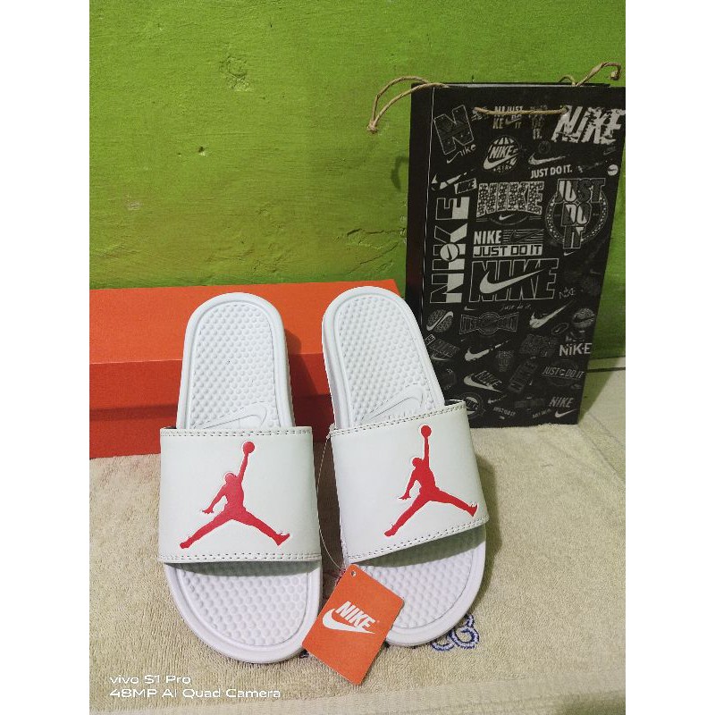 Jual Sandal Slide Benassi Jordan Pria Wanita | Sandal Slop Cowo Cewe | Sendal Slop | Sandal ...