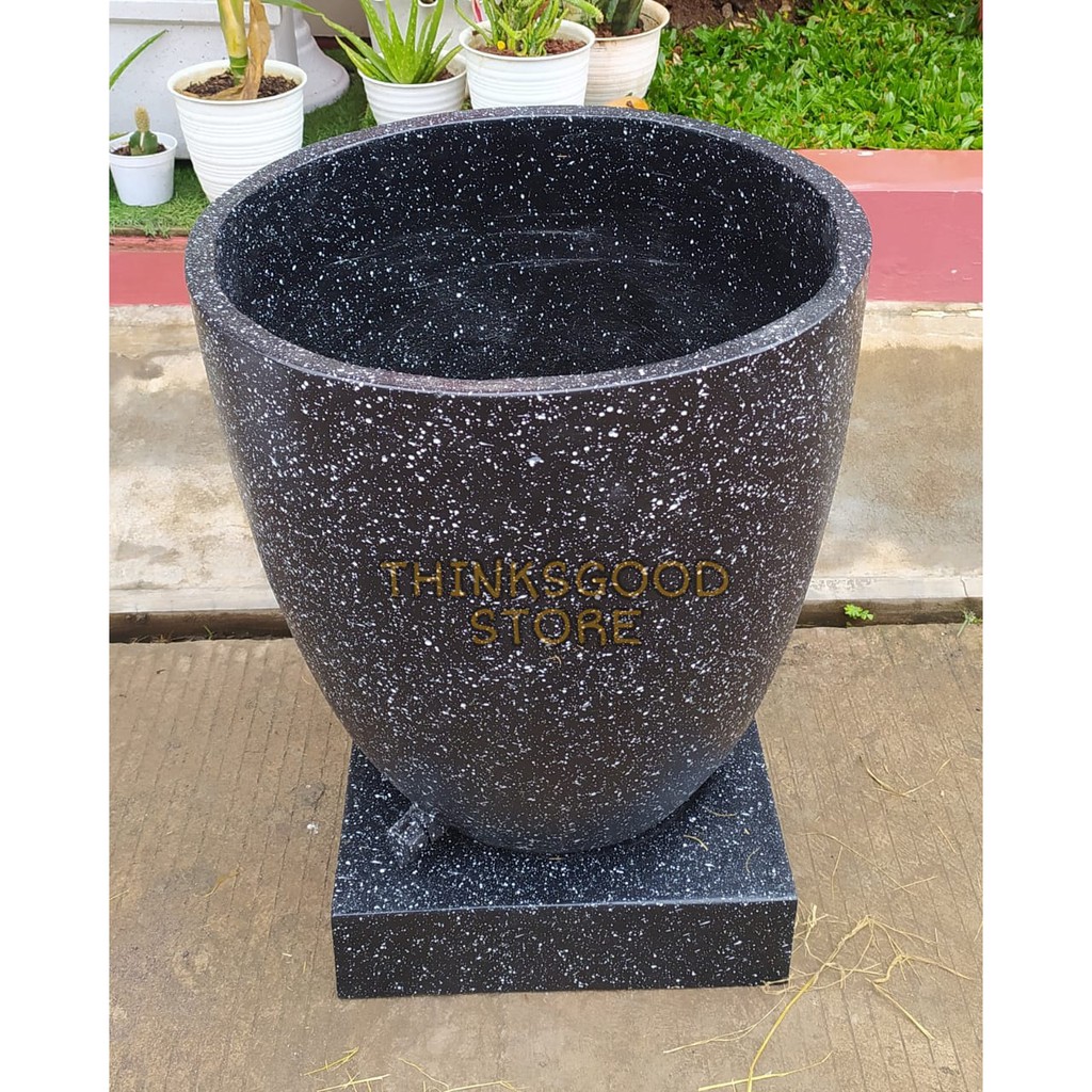 Jual BAK MANDI GENTONG AIR MODEL KAPSUL HITAM TYPE 50 TERASO GUCI SEMEN ...