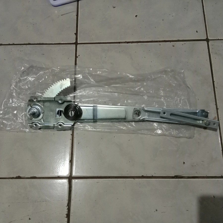 Jual regulator kaca pintu mobil suzuki carry 1.0 ektra (st100) | Shopee ...