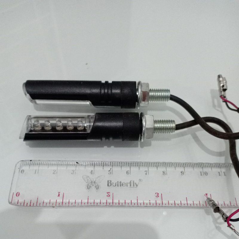Jual lampu sen motor / sen wingker mini panjang nyala kuning / murah ...